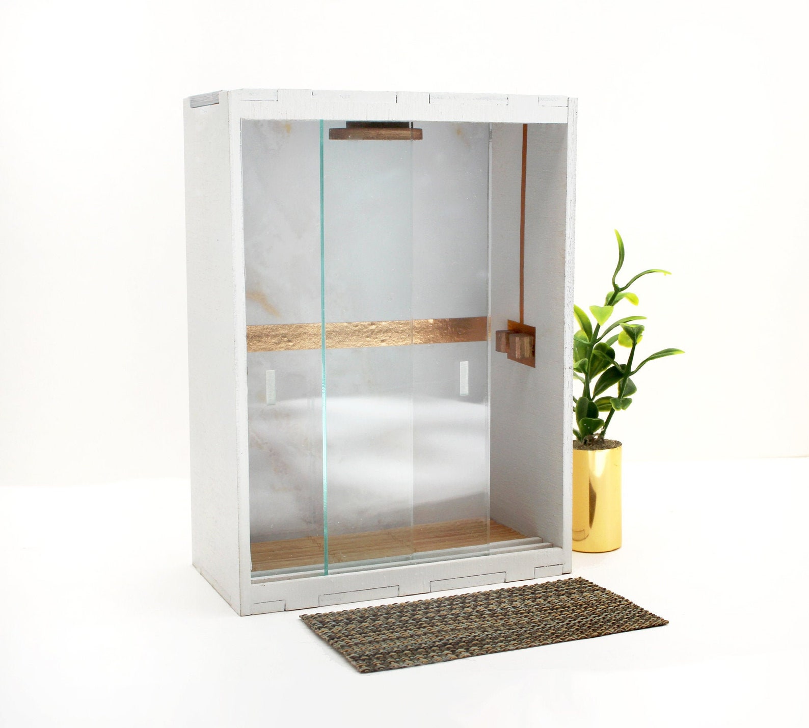 1:16 Scale Shower With Sliding Lucite Doors - Miniature Modern Bathroom ...