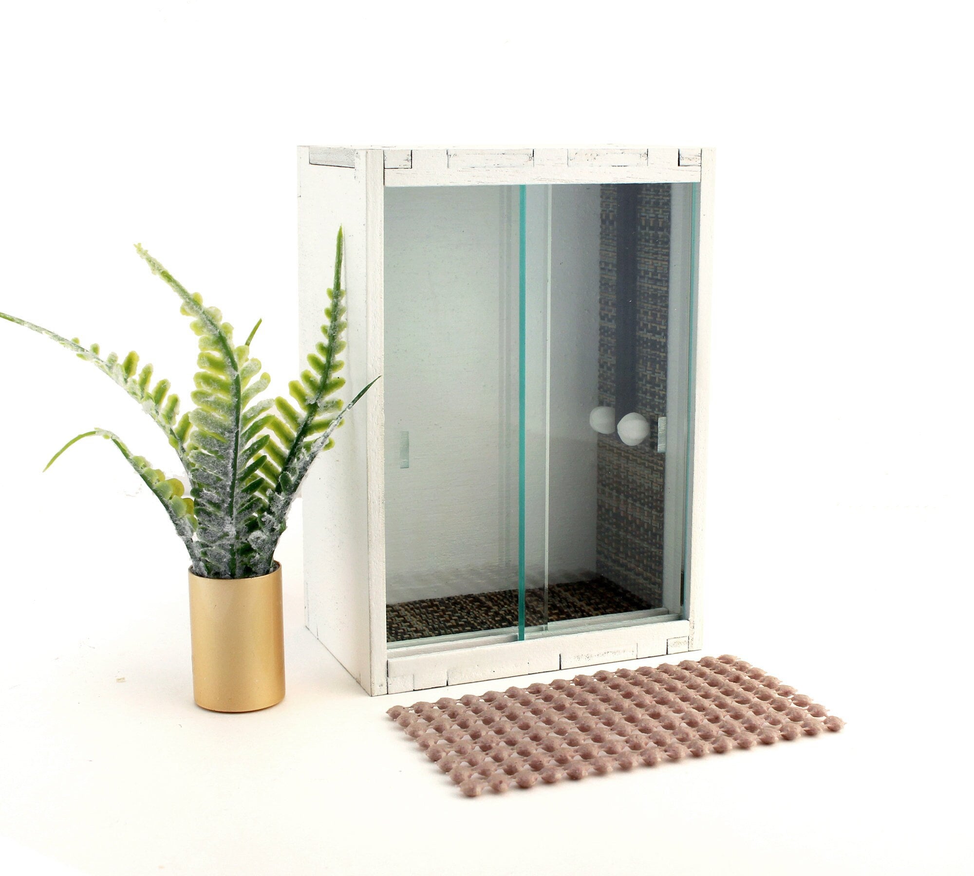 1:24 Scale Shower With Sliding Lucite Doors - Miniature Modern Bathroom ...