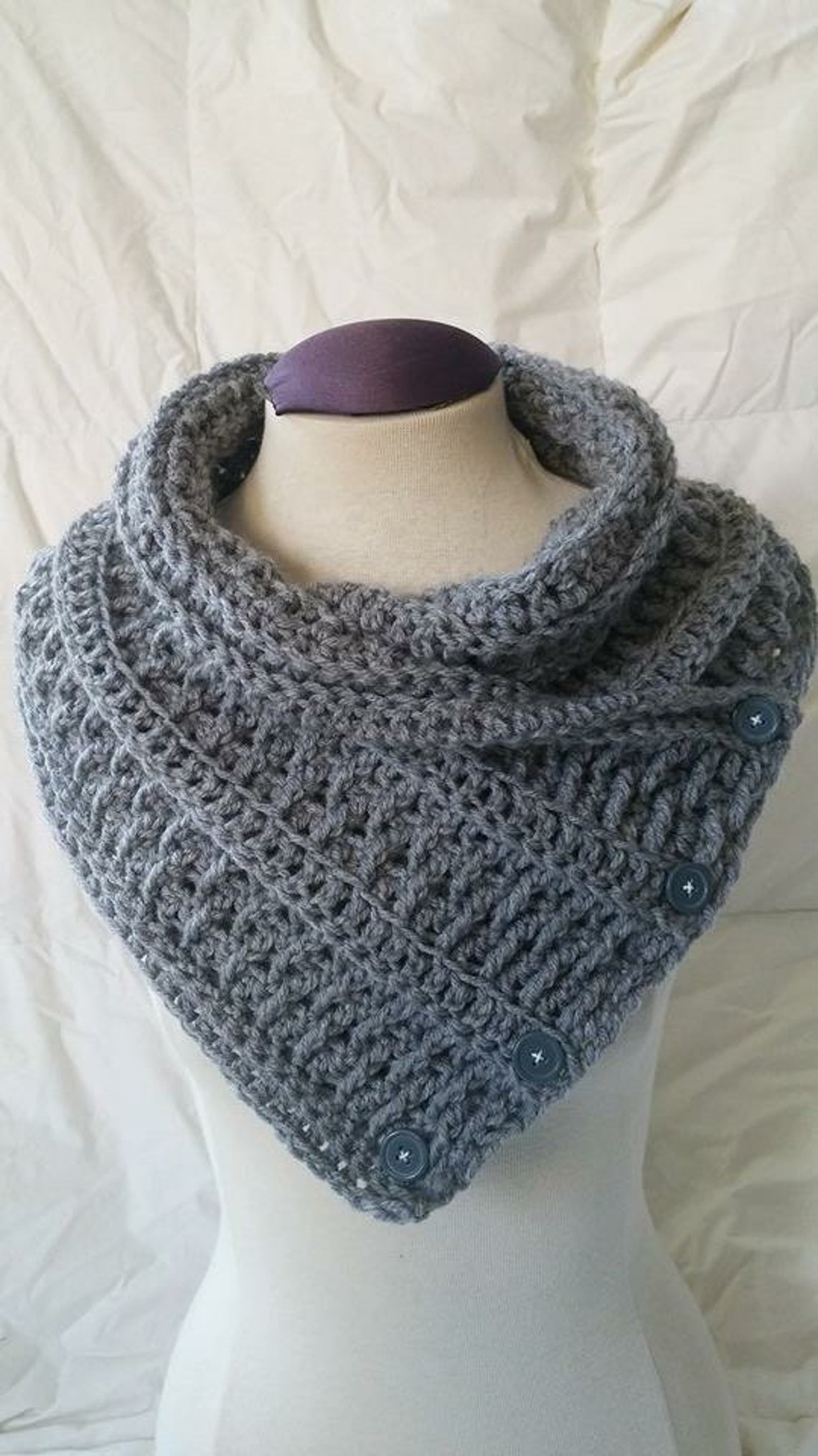 Women's Buttoned Scarf Pattern Women's Scarf Pattern - Etsy Canada