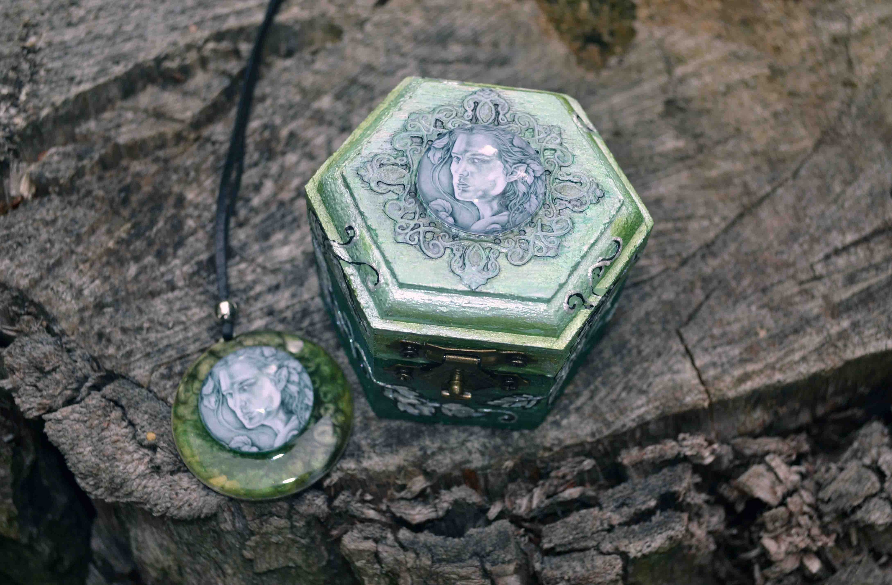 Elven jewellery box and pendant jewelry storage elf | Etsy
