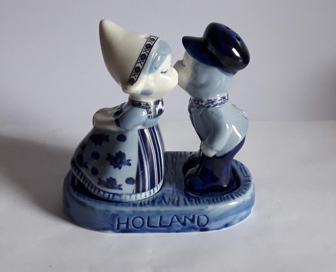 Vintage Dutch Kissing Couple Cruet Set Blue & White Delft, Holland - Etsy