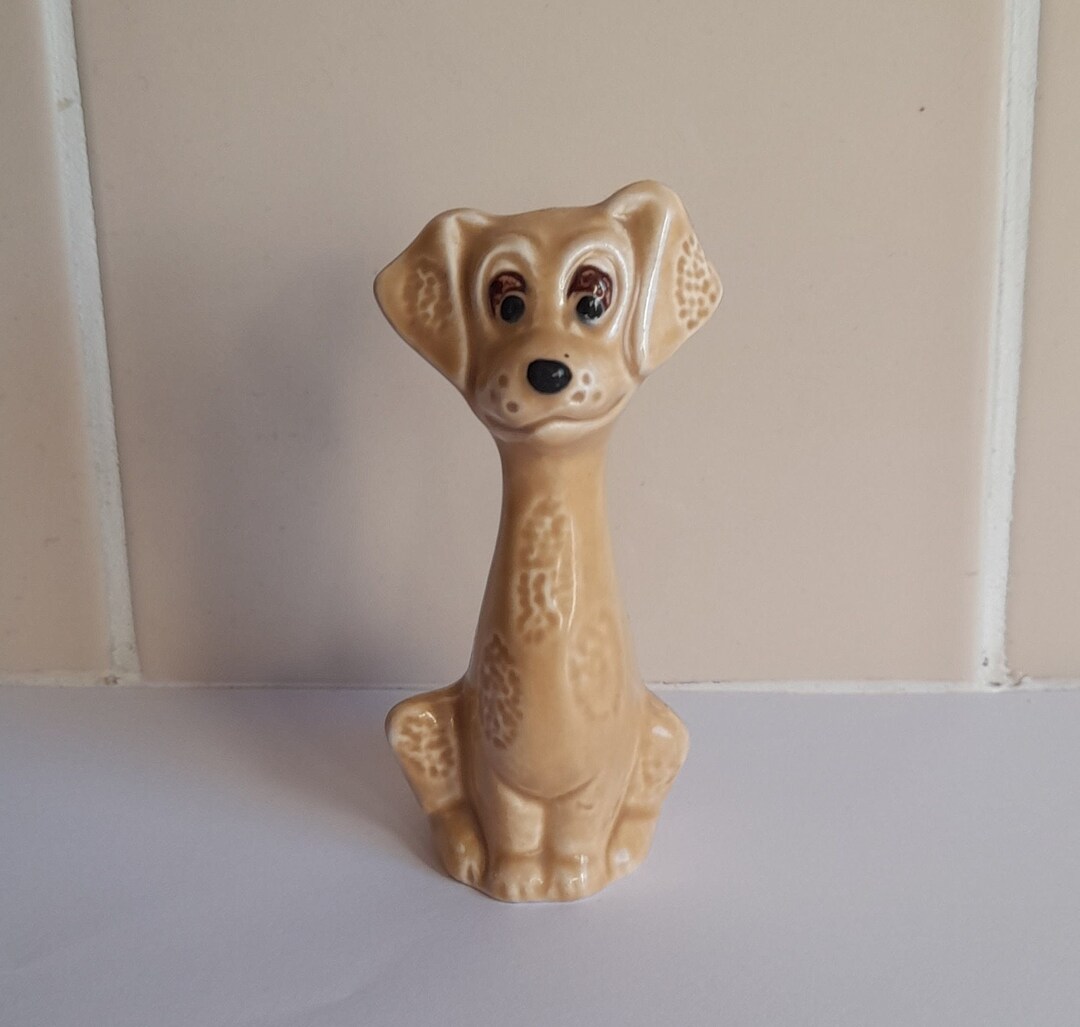 Vintage Sylvac Comical Dog Figurine, Beige Ceramic, No. 5294 - Etsy