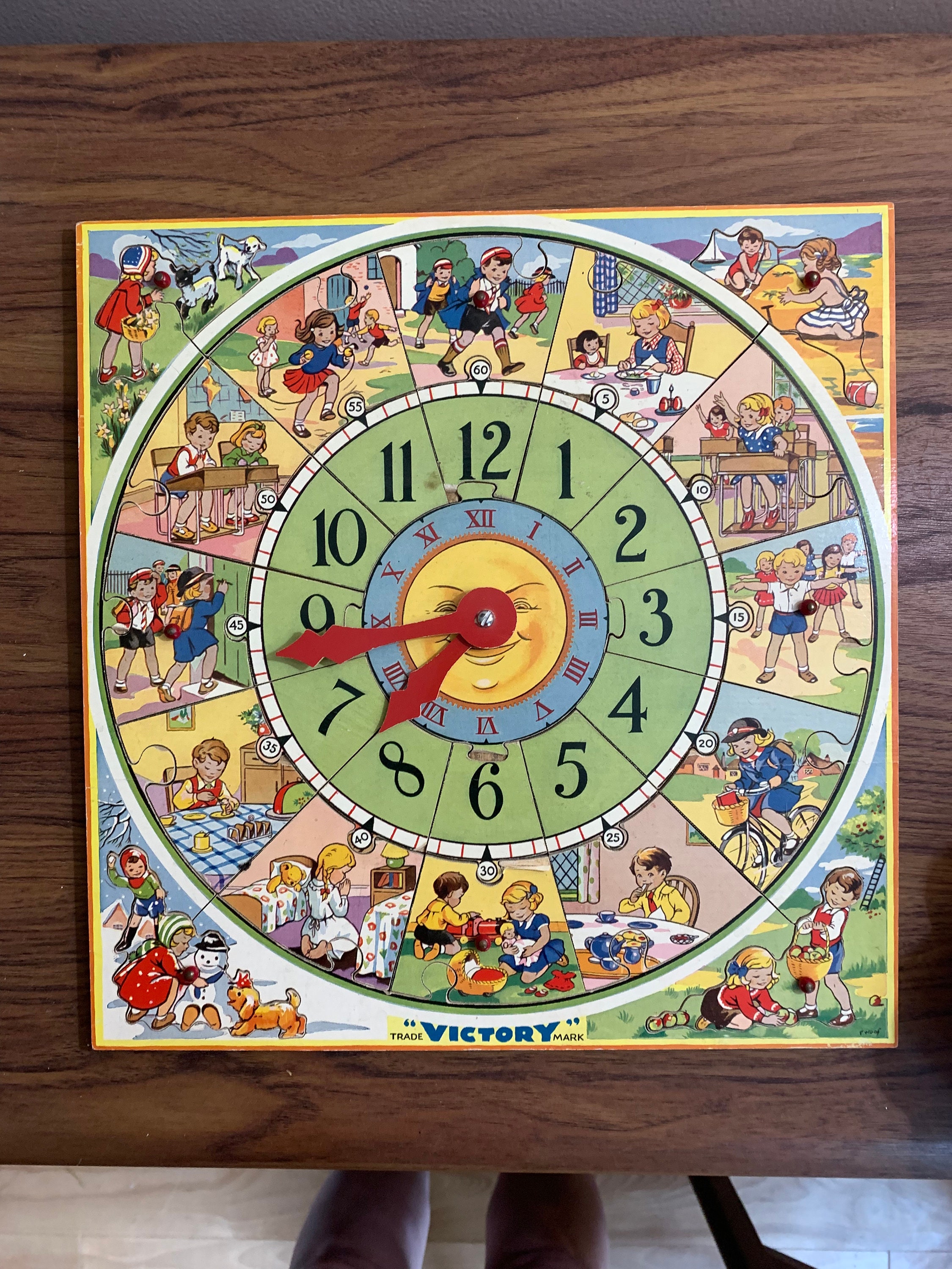 Redstorevintage Presents Vintage Victory Picture Puzzle Clock G. J ...