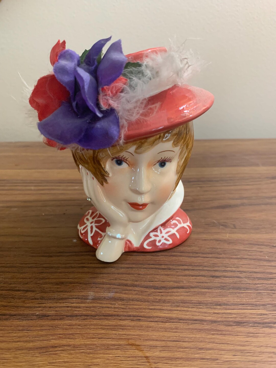 Redstorevintage Present Vintage 2003 Lefton Red Hat Hand Painted Lady ...