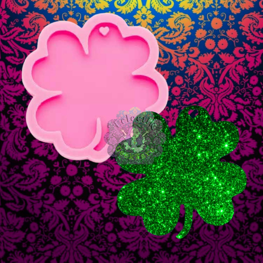 Four Leaf Clover Mold With Keychain / Charm Hole Lucky Irish Clover ...