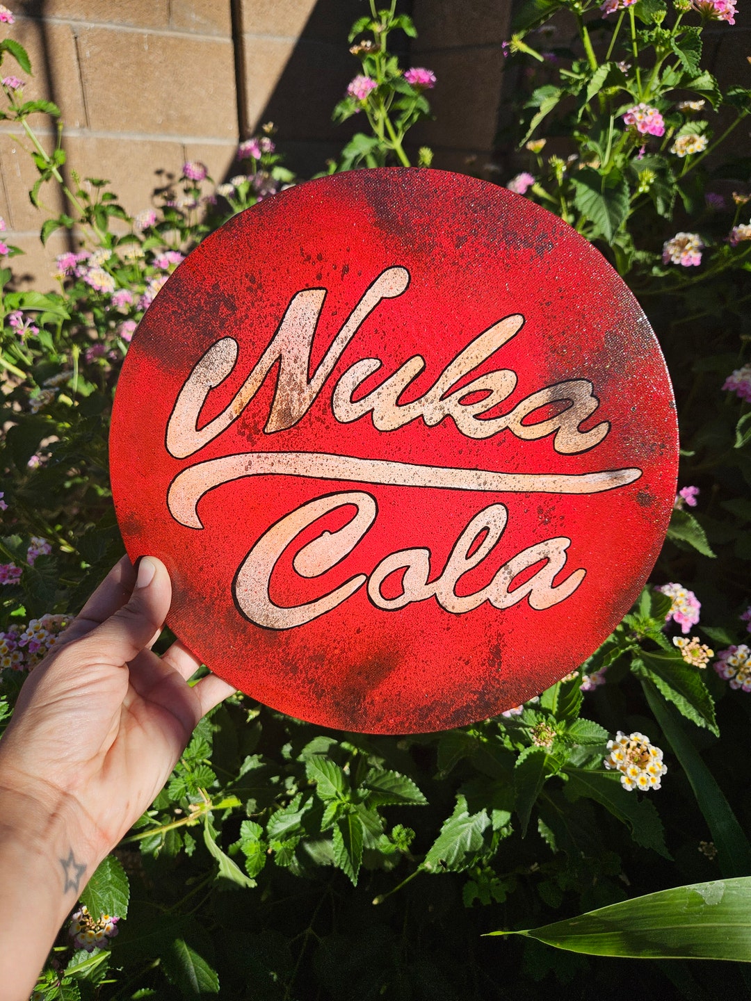 Nuka Cola 10inch Round Fallout Inspired Fanart Painting. - Etsy