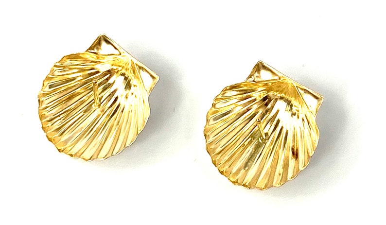 14KGF 16mm Clam Shell Stud Earrings 14KGF 14K Gold Filled - Etsy