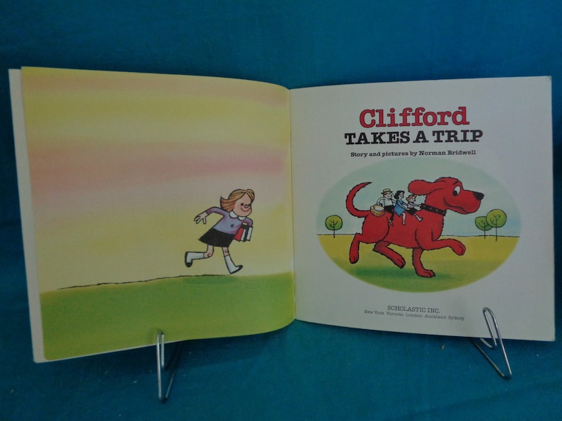 Vintage Clifford Takes a Trip Book by Norman Bridwell - Etsy