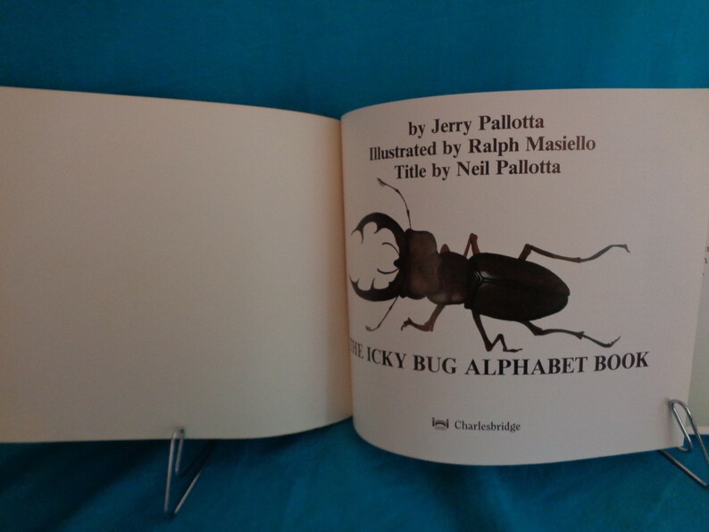 1986 the Icky Bug Alphabet Book by Jerry Pallotta - Etsy