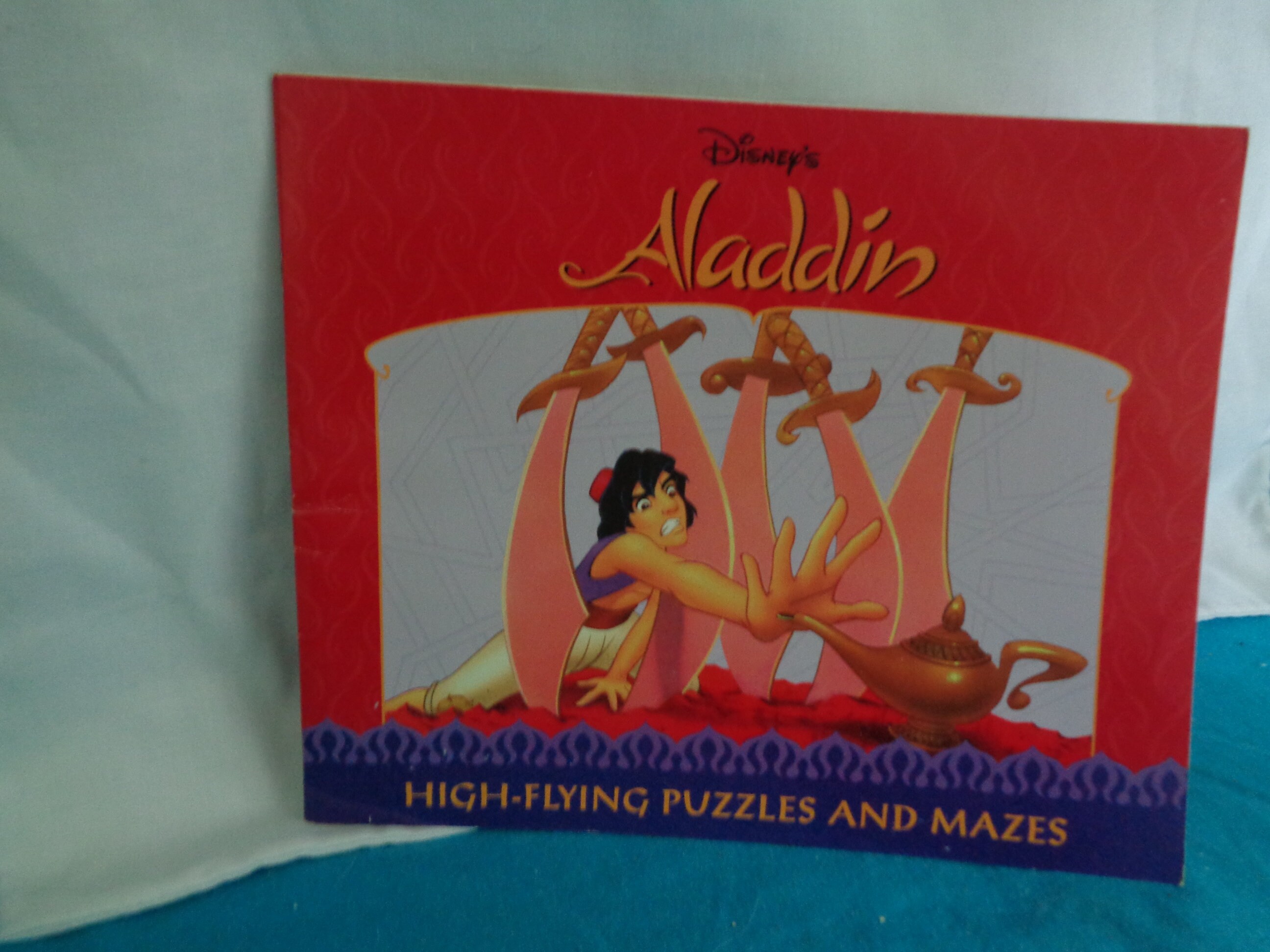 1996 Disney's Aladdin High-Flying Puzzles and Mazes book unused. - Etsy.de