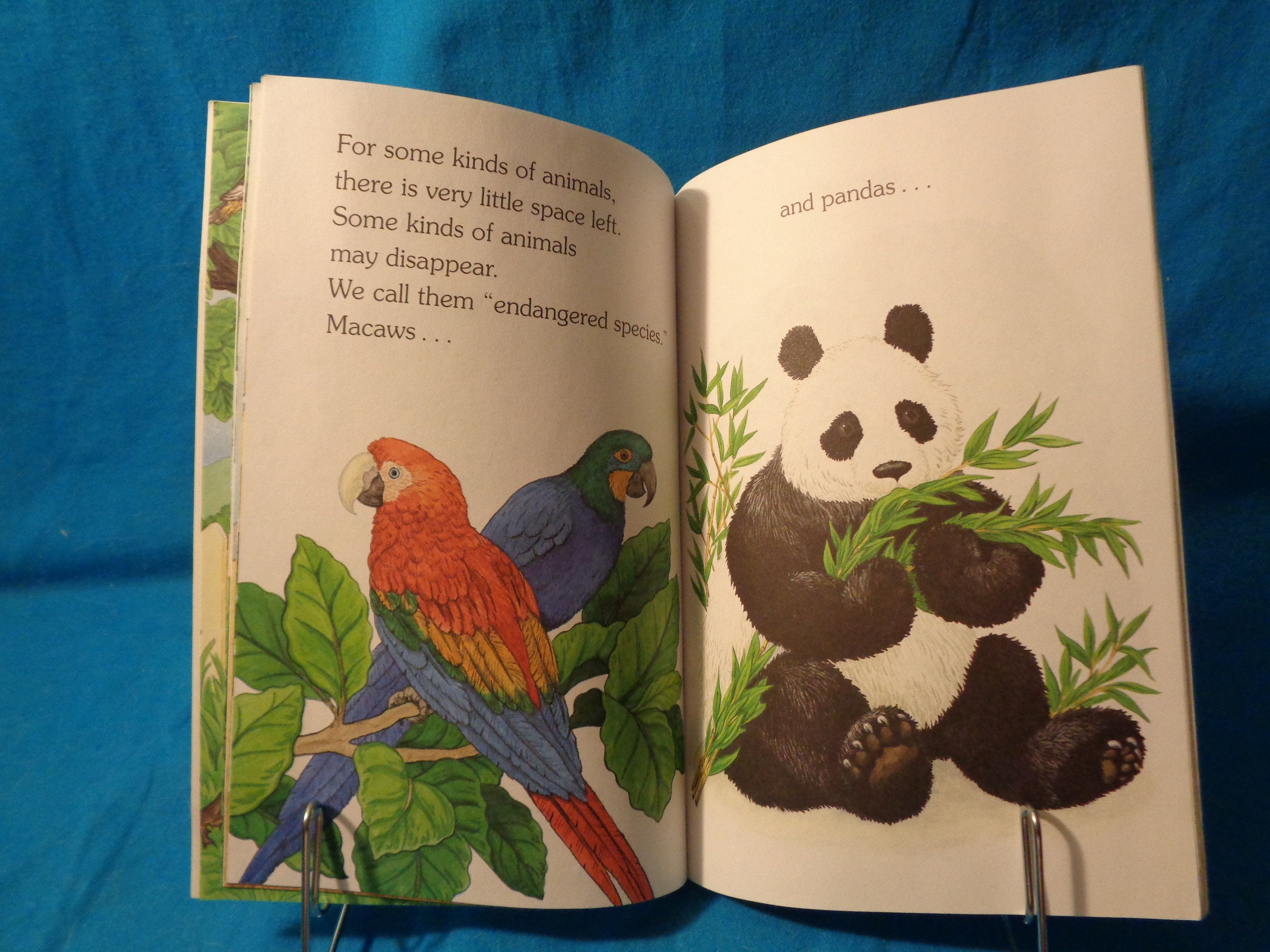 Vintage 1996 Endangered Animals hello Reader, Level 3 Book by Faith ...