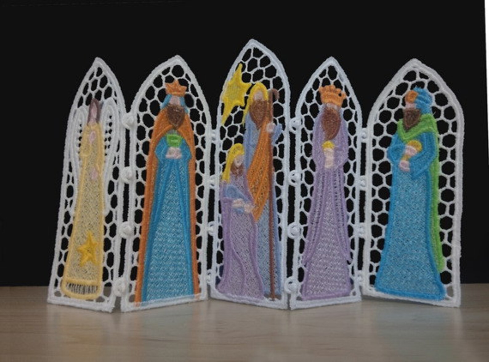 FSL Nativity Panel Screen - Free Standing Lace Machine Embroidery ...