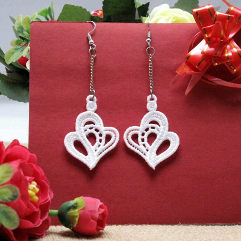 FSL Heart Earrings Free Standing Lace Machine Embroidery Designs ...