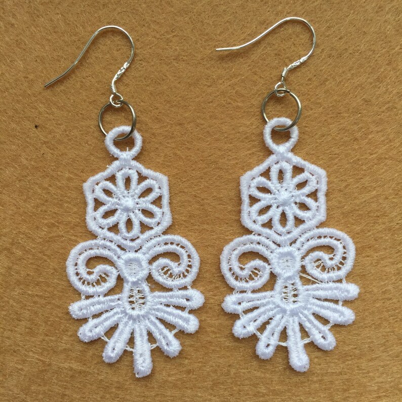 FSL Delicate Earrings Free Standing Lace Machine Embroidery Designs ...
