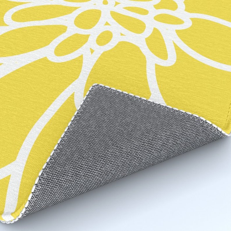 Modern Dahlia Flower Rug Area Rug - Yellow and White Flower Rug ...