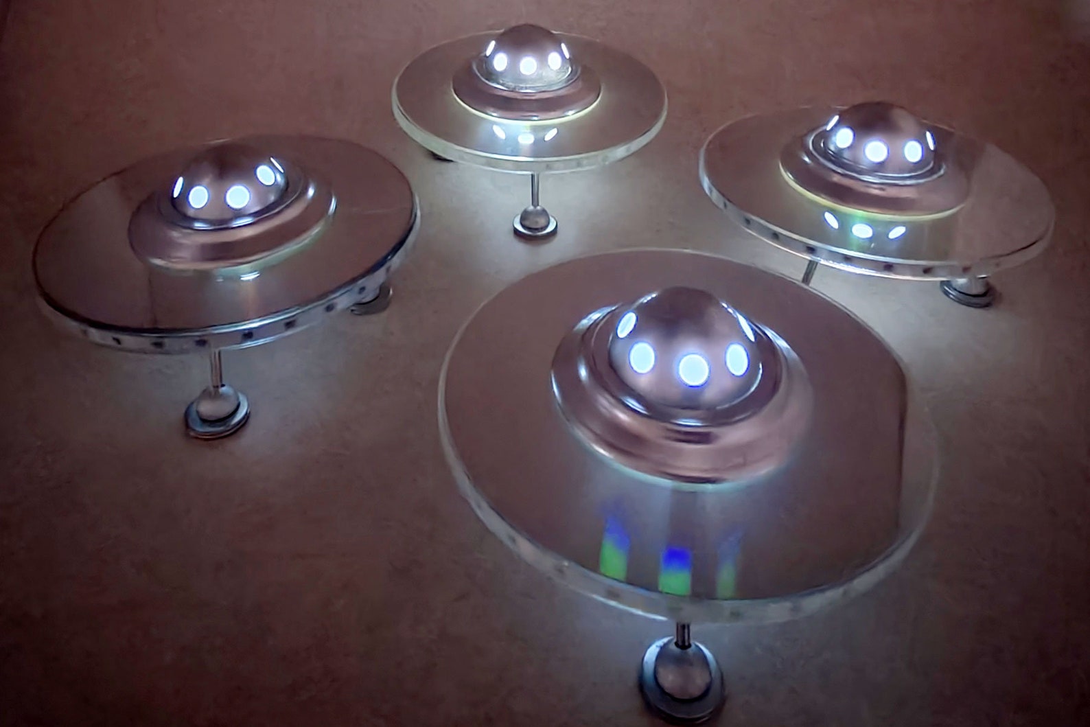 Retro Spacecraft Night Light - Etsy