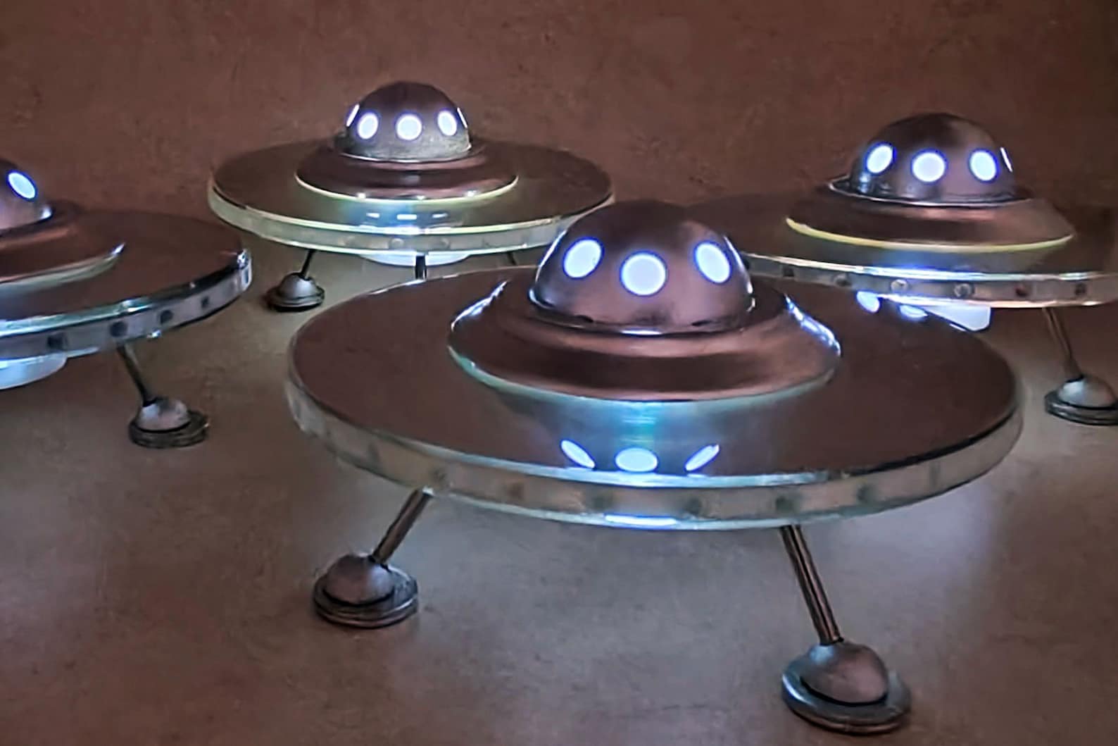 Retro Spacecraft Night Light - Etsy