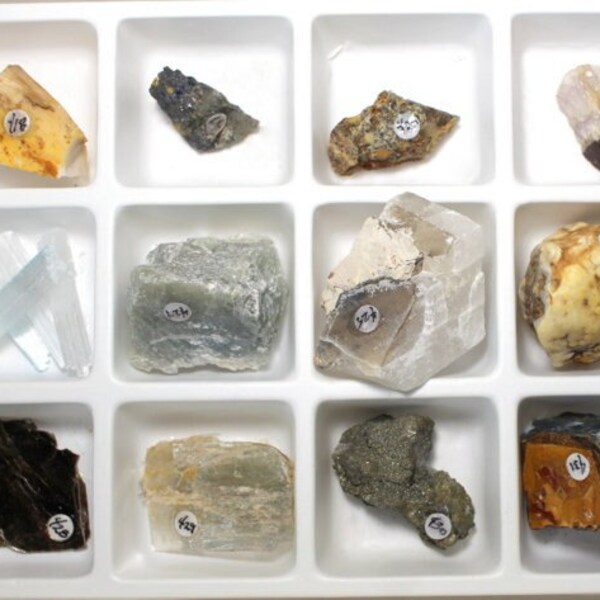 Mineral Display - Etsy