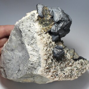Big Sphalerite, Chalcopyrite, and Dolomite, on a Chert Matrix, From ...