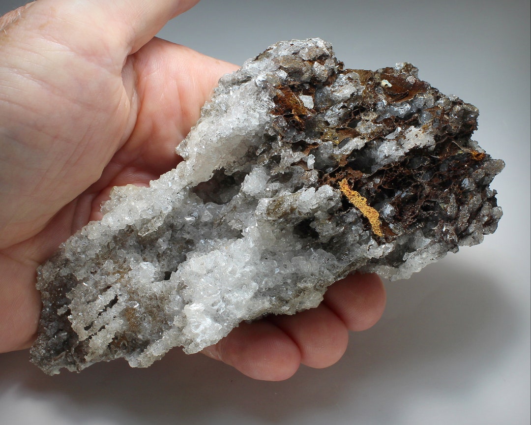 Gemmy Calcite Crystals in Stalactitic Curtain Structure With Boxwork ...