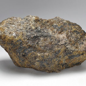 Fluorescent Scheelite With Garnet and Minor Biotite Mica - Vintage ...