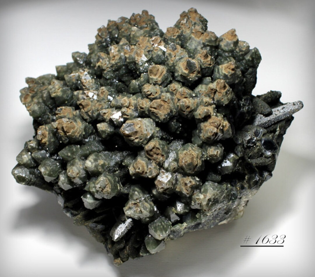 Very Large Super-dark-green Prase Quartz Crystal Cluster, With ...