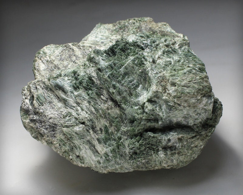 Polished Actinolite