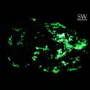 Fluorescent Scheelite With Garnet and Minor Biotite Mica - Vintage ...