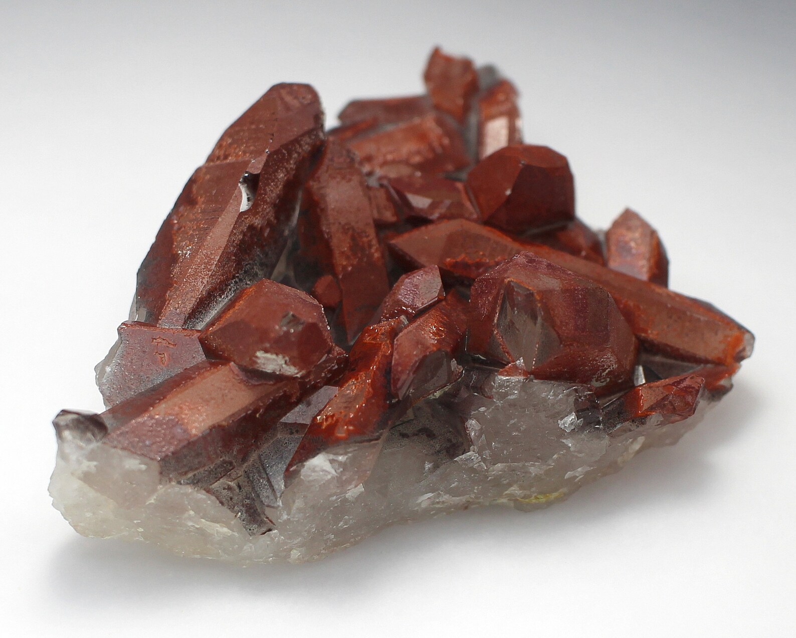 Red Quartz Cluster of Dark-red Translucent Smoky Quartz | Etsy