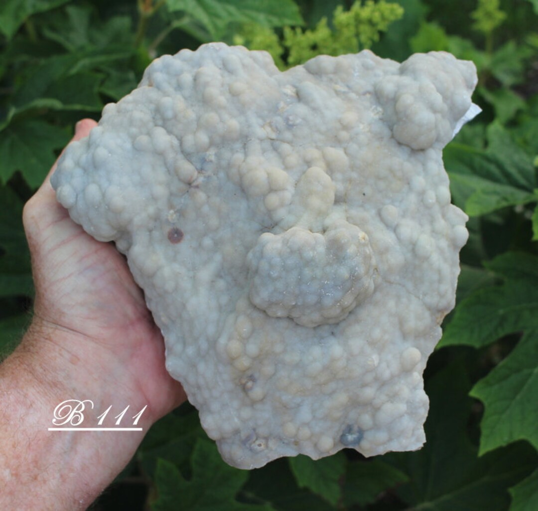 A Huge Mounded Crust of Light-gray Bubbly Botryoidal Quartz Chalcedony ...