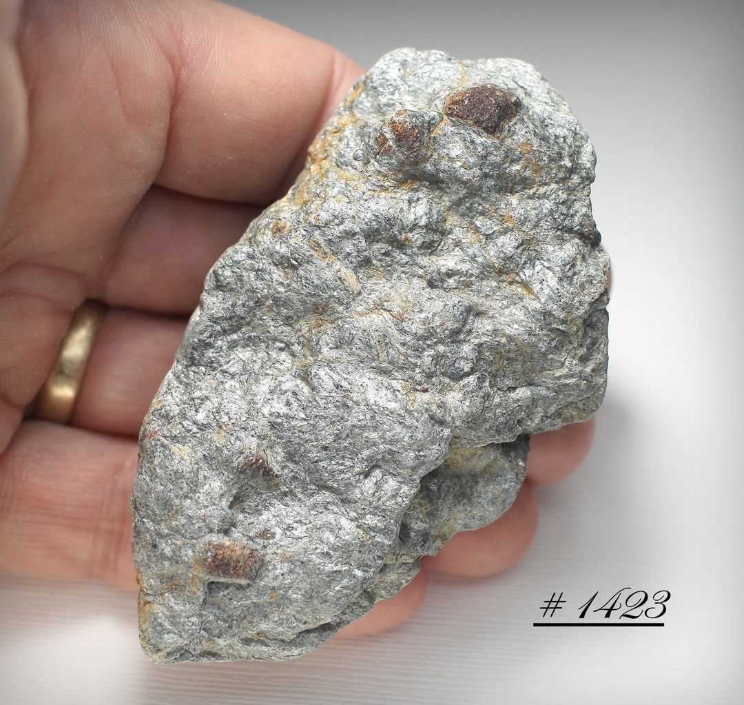 Red Almandine Garnets in Satiny Green Phyllite and Chlorite Schist ...