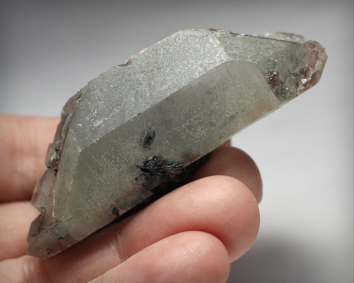 Light Green Chlorite Quartz Crystals with Bright Metallic | Etsy