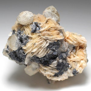 Pretty Pink-colored Blades of Barite With Phenomenal Fluorescent ...