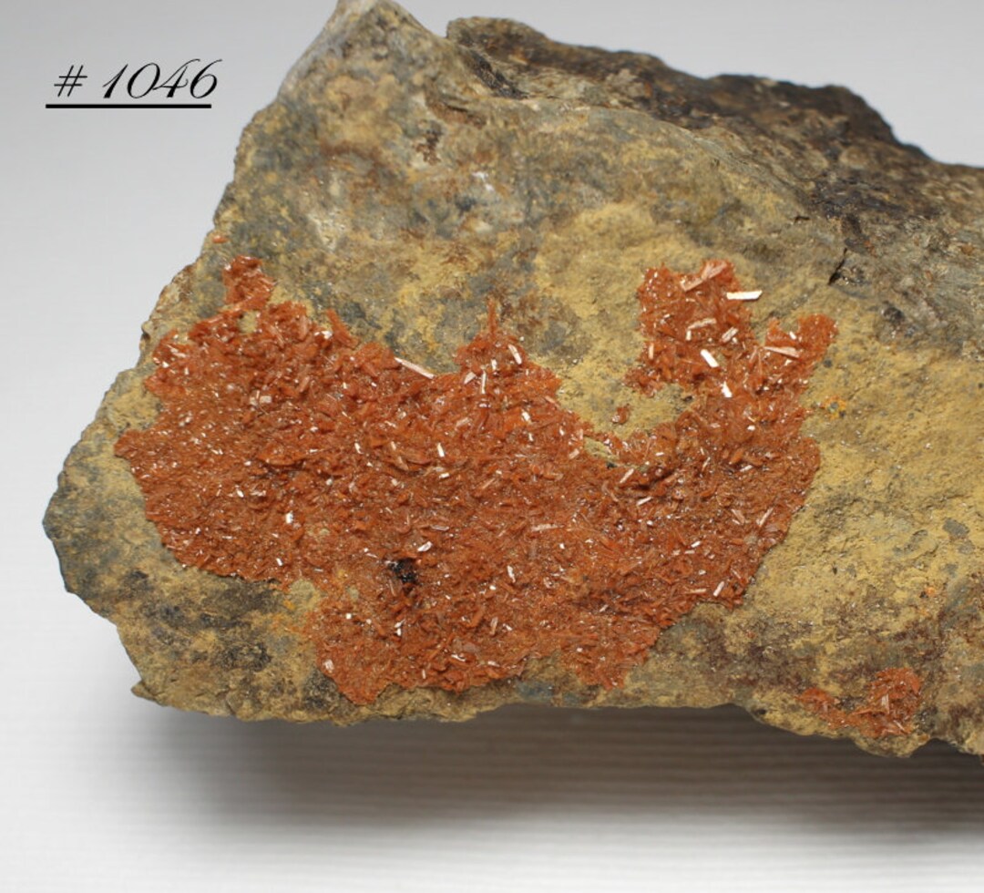 CROCOITE - Bright Red/orange Crocoite, Lead Chromite Mineral Crystal ...