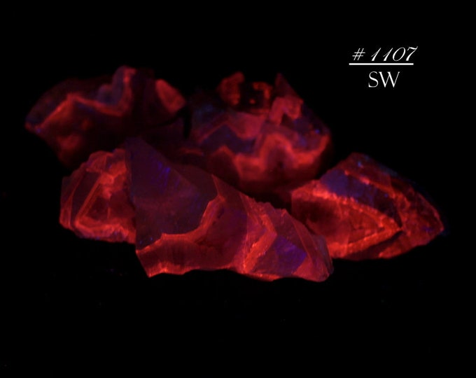 Mariposa Calcite - 5 Pieces Pretty and Fluorescent Mariposa "butterfly ...
