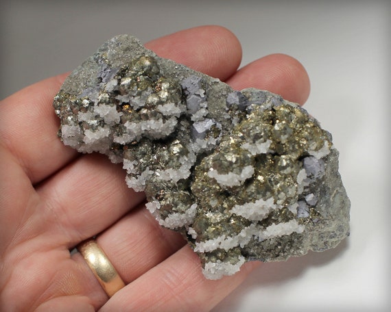 Rocks & Geodes Home Décor Quartz Crystals and Marcasite Mineral ...