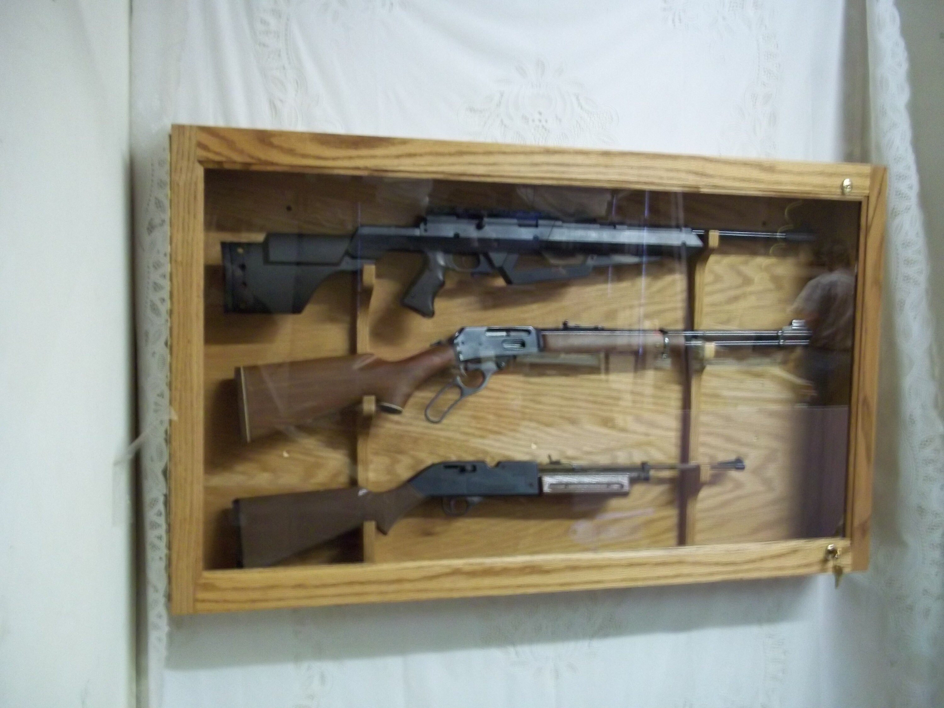 3 Gun Locking Display Gun Case~red Oak W/ Golden Oak Stain - Etsy