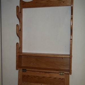3 Gun Red Oak Rack With Locking Storage Compartment Golden Oak Finish ...