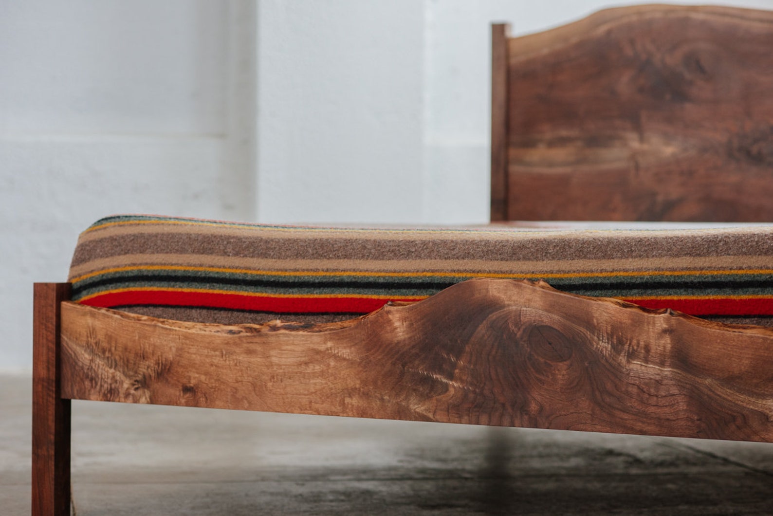 Live Edge Bed - Etsy