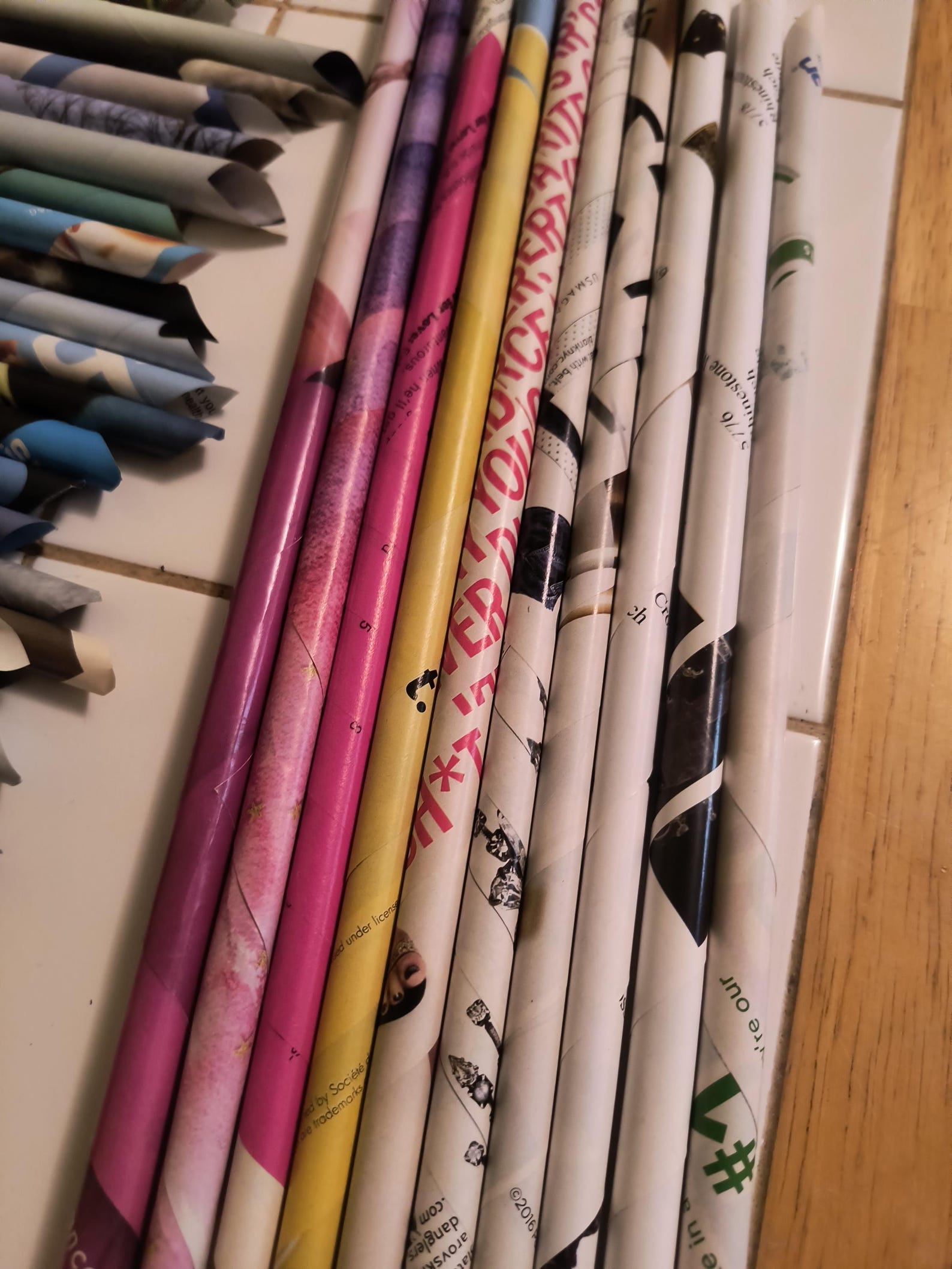 Rolled Magazine Page Straws: Paper Art Supply - Lot of 100 - Etsy