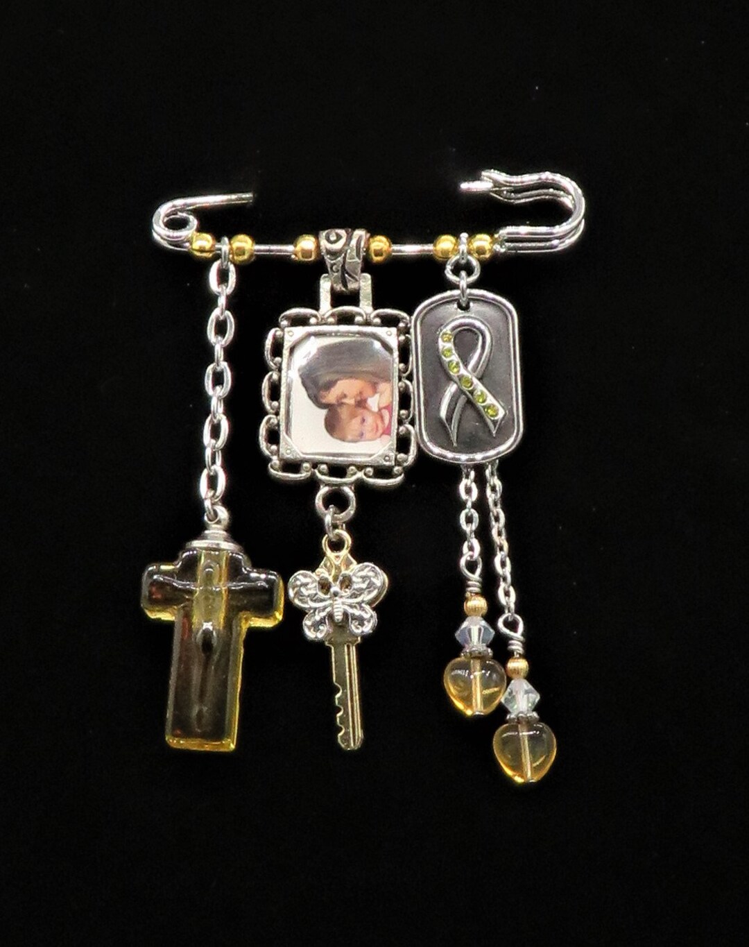 Faith Cross Picture Frame Pin Brooch - Etsy