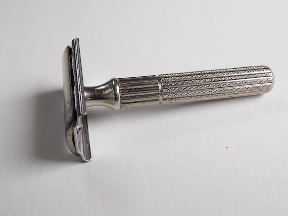 1940's Gillette Safety Razor - Gem