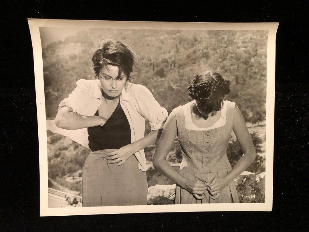 Original 1961 Two Women 8x10 Press Movie Black & White Photo Candid Sophia Loren - Etsy