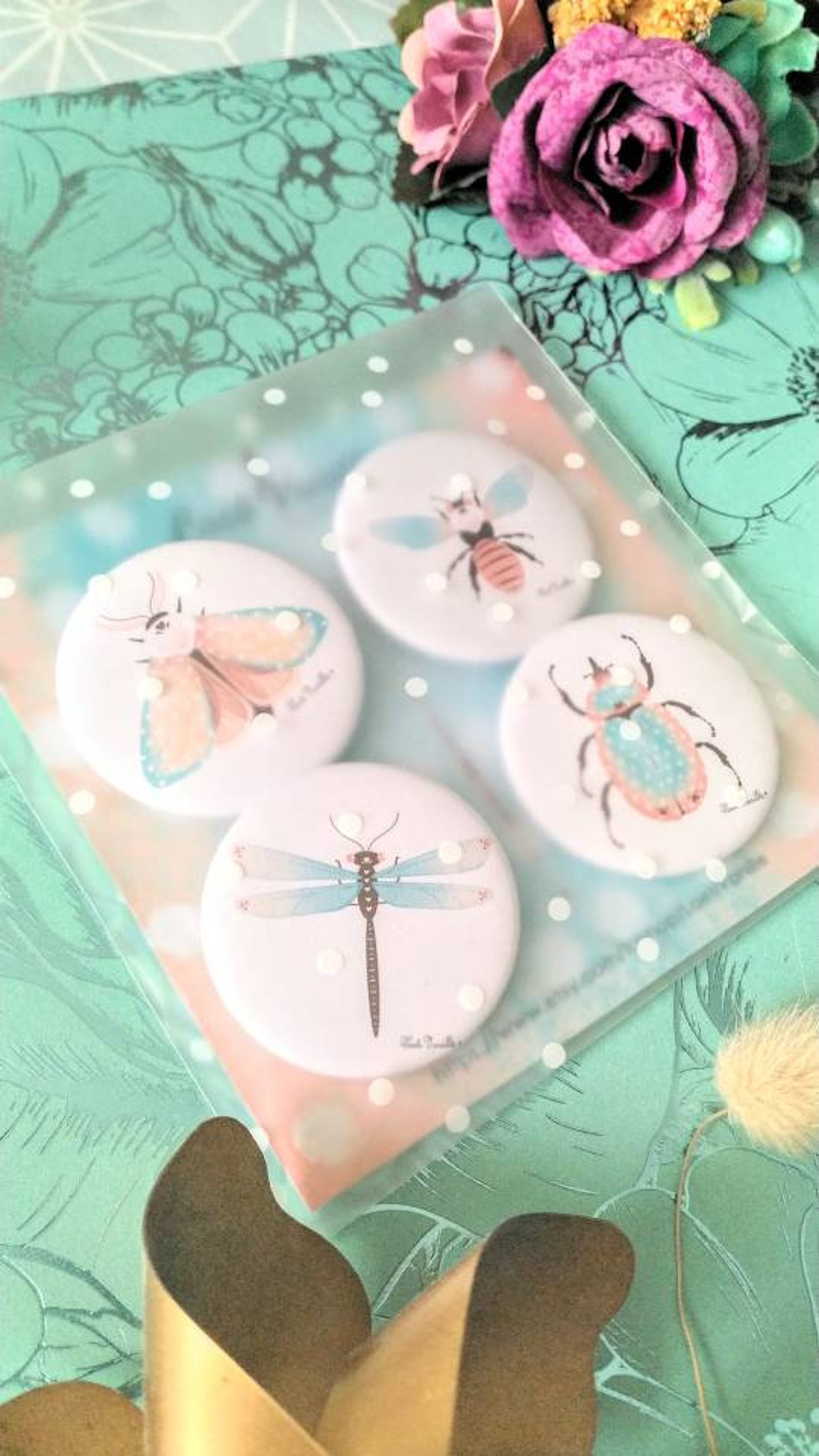 Lot of 4 Insects badges | Etsy
