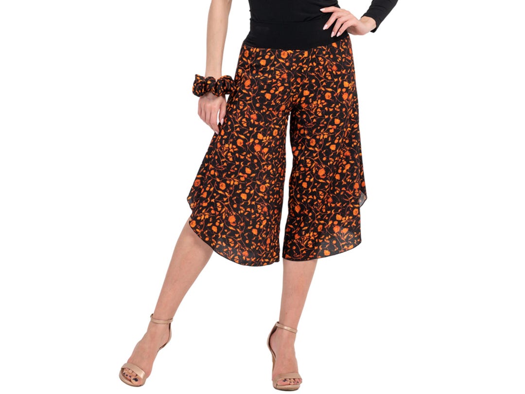 Tango Dance Capri Pants, Bronze Orange Ditsy Flower Printed Pants ...