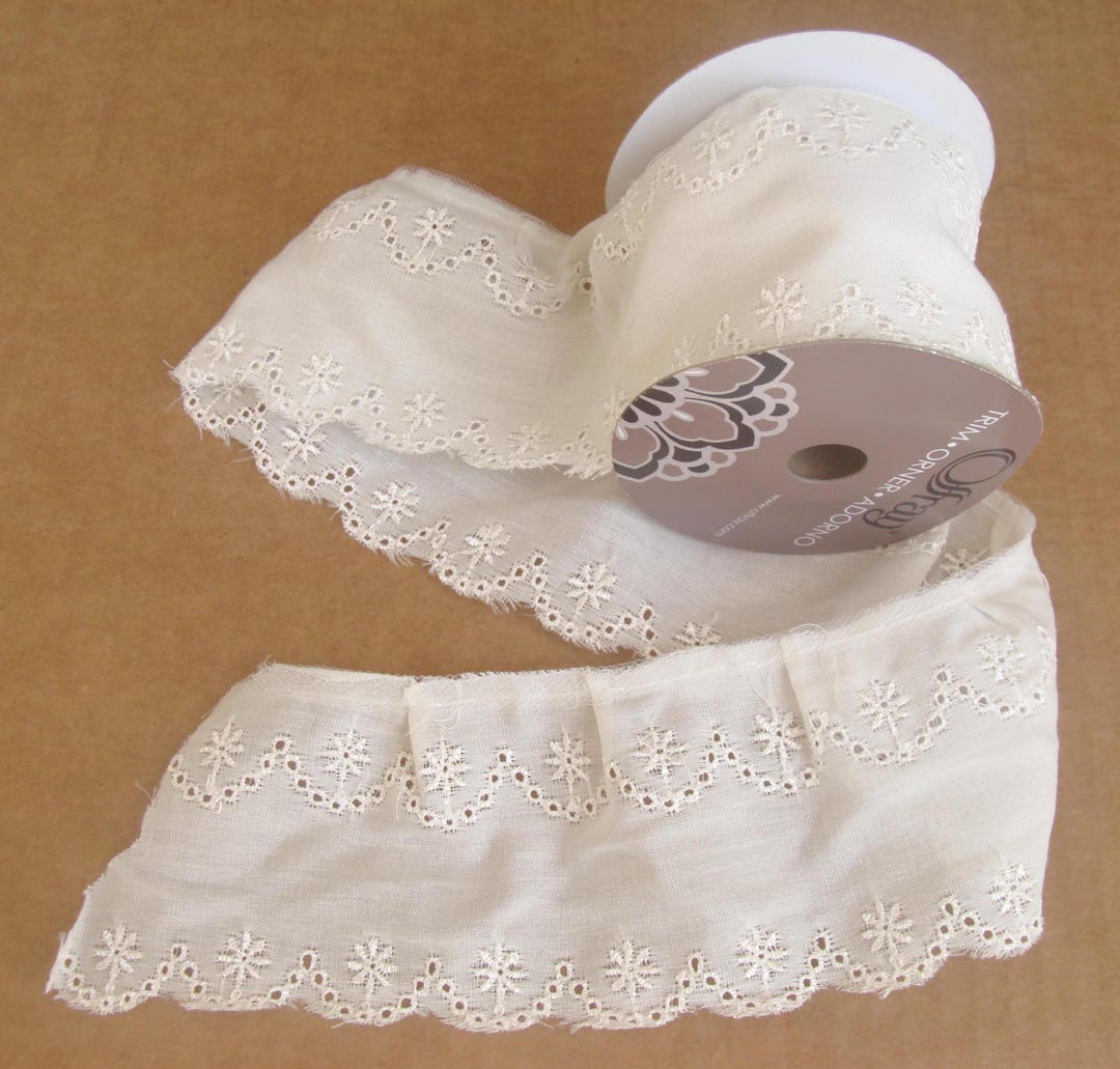 Almost 3 YARD White Scallop Eyelet Floral Trim - 2 3/4" Wide - 2015 ...