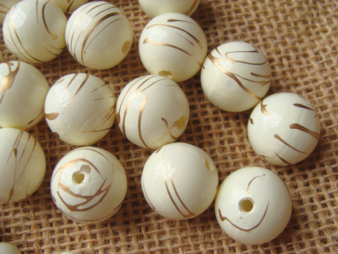 Lot of 23 Cream Beads With Gold Paint Streaks 10mm to 17.5mm - Etsy