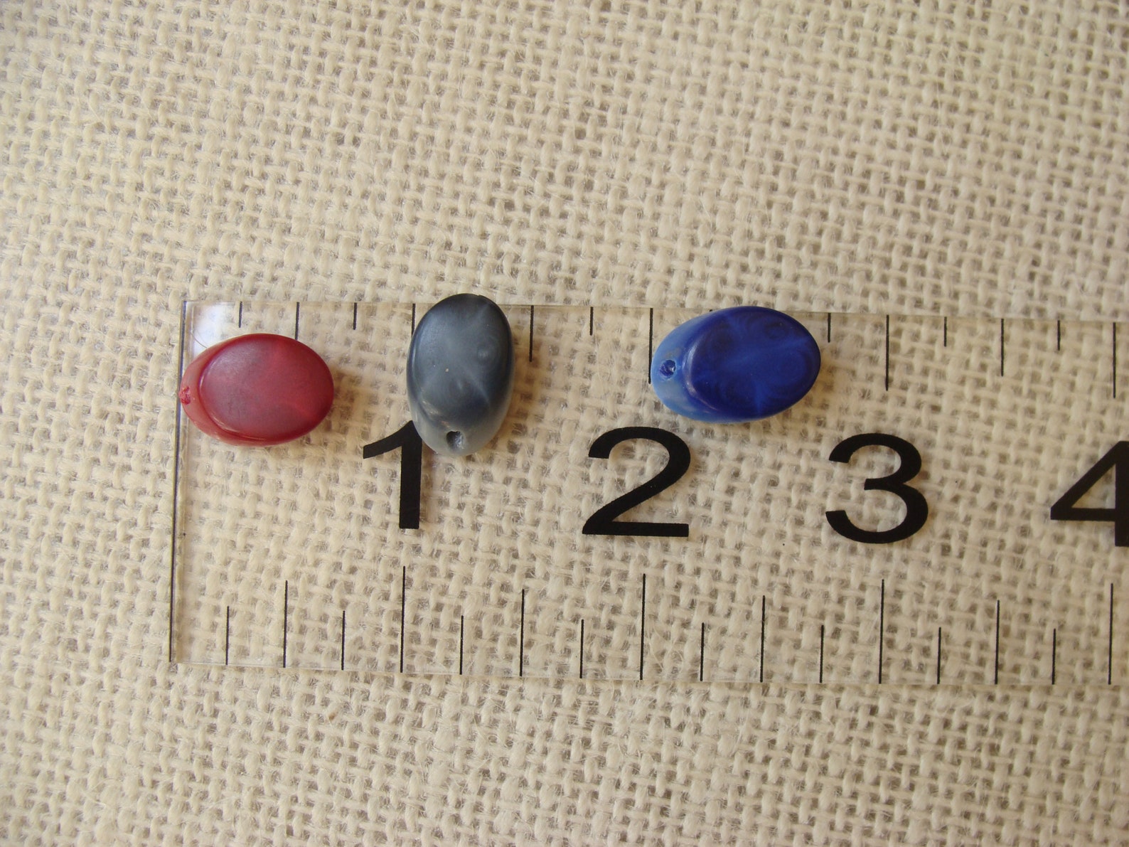 Lot of 31 flat oval beads with swirl patterns dark red navy | Etsy