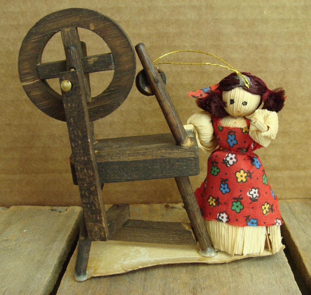 Vintage Corn Husk Girl Ornament With Miniature Wood Spinning Wheel 4 ...