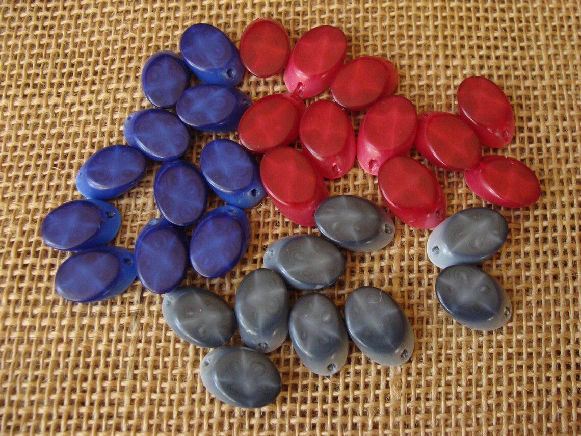 Lot of 31 flat oval beads with swirl patterns dark red navy | Etsy